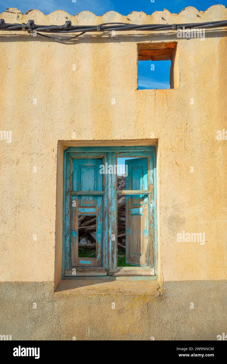 Window of uninhabited house Stock Photo - Alamy