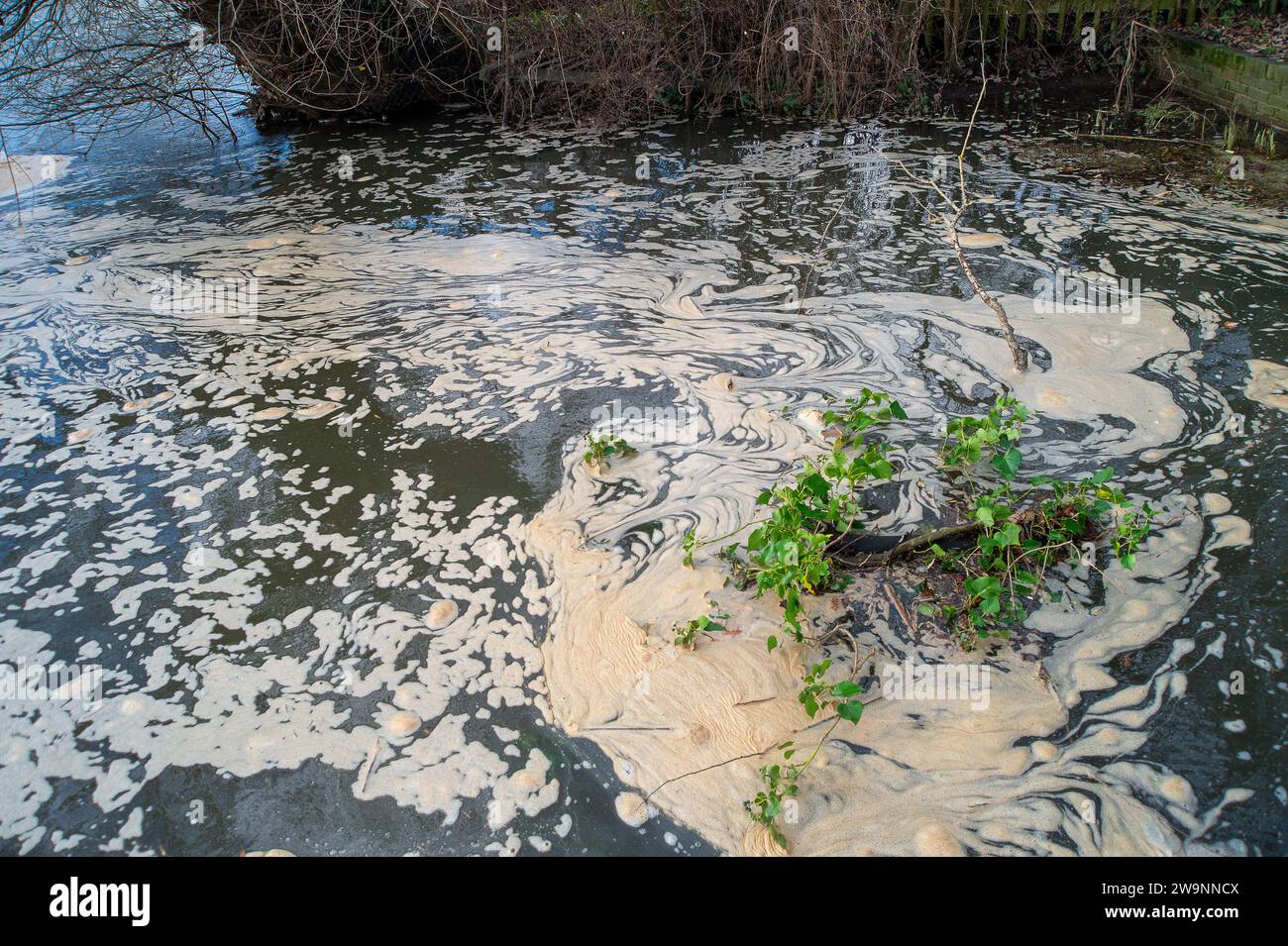Water discharge into rivers uk hi-res stock photography and images - Alamy