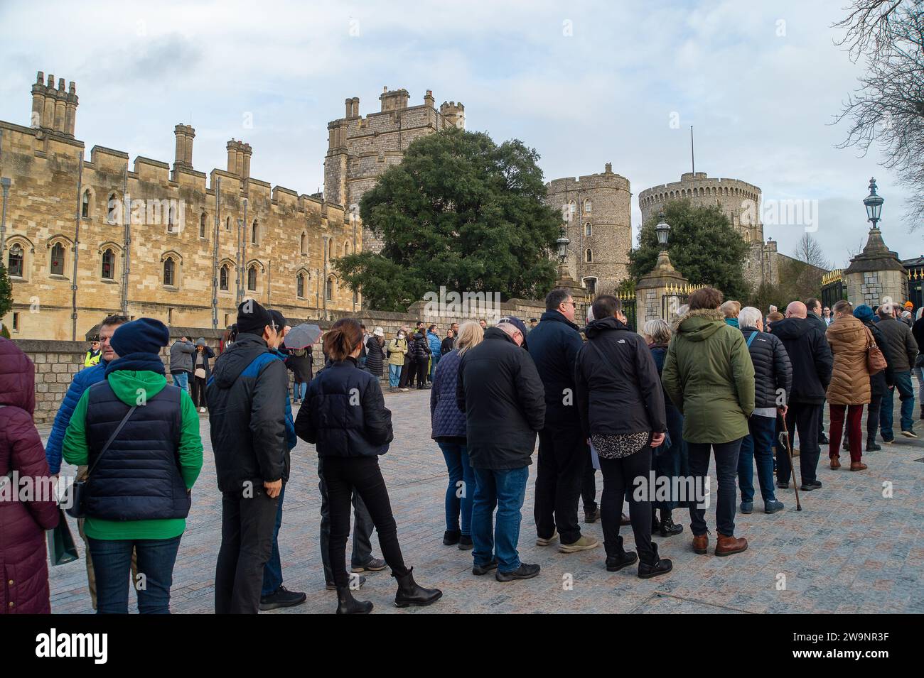 Blue badge guides hi-res stock photography and images - Alamy