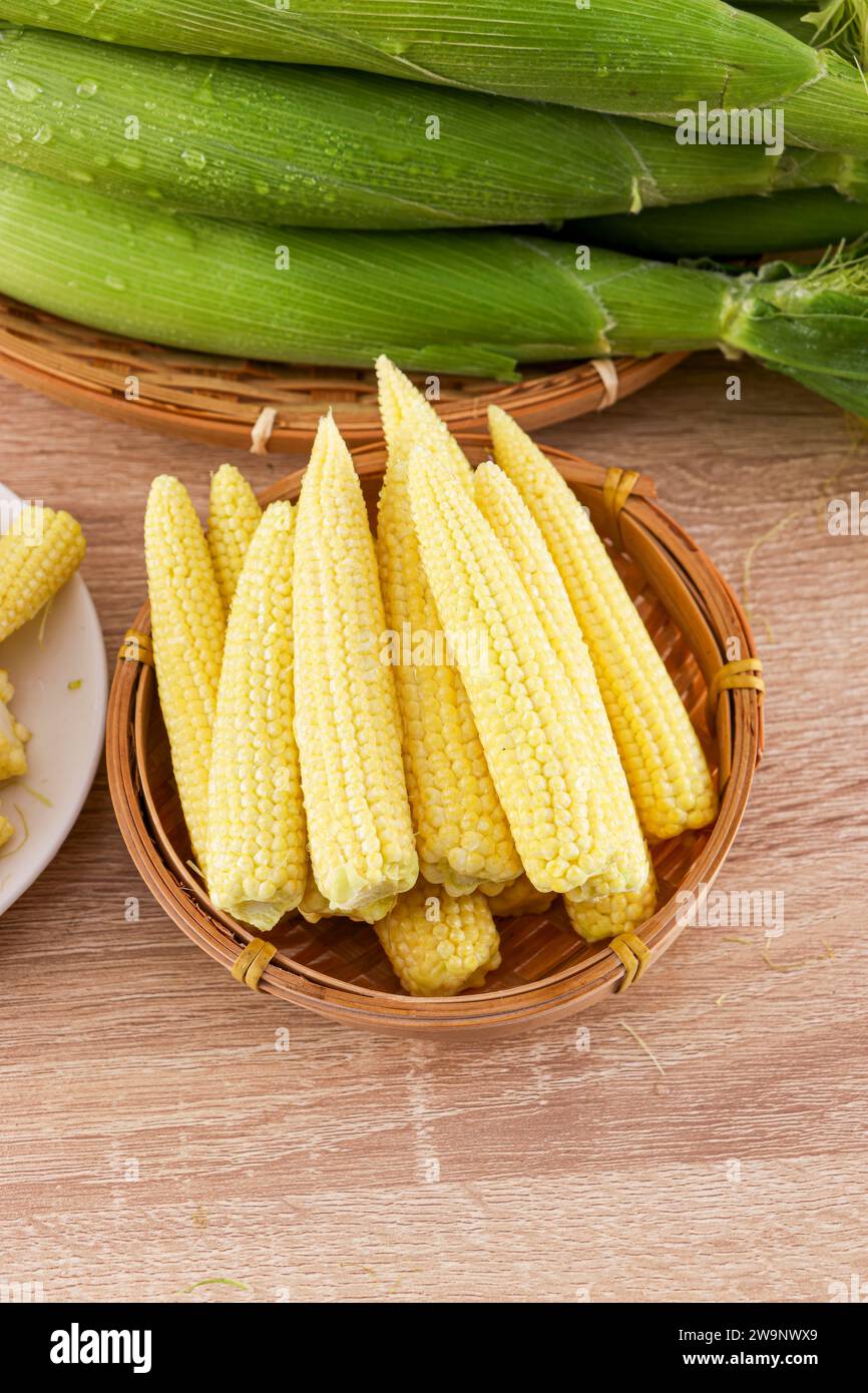 Images of baby corn, corn cobs, high quality images of corn Stock Photo ...