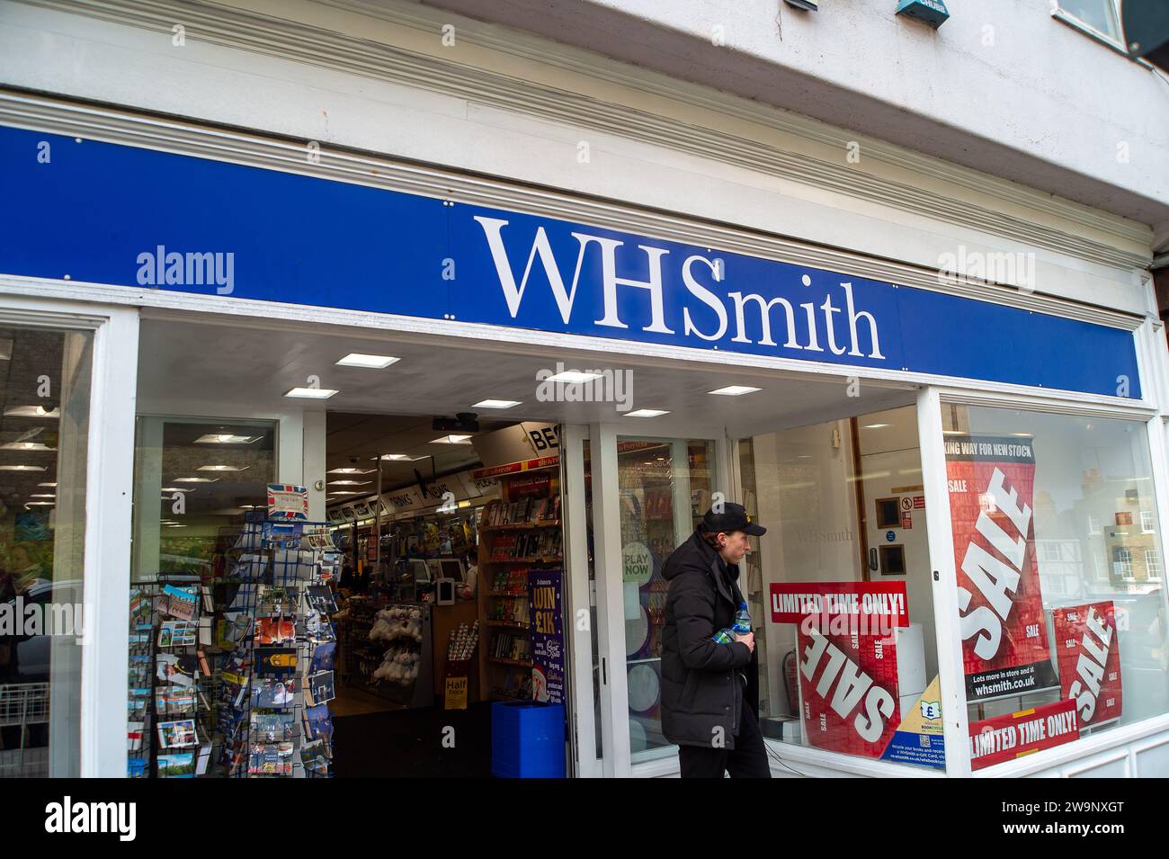 Whsmith 2023 hi-res stock photography and images - Alamy