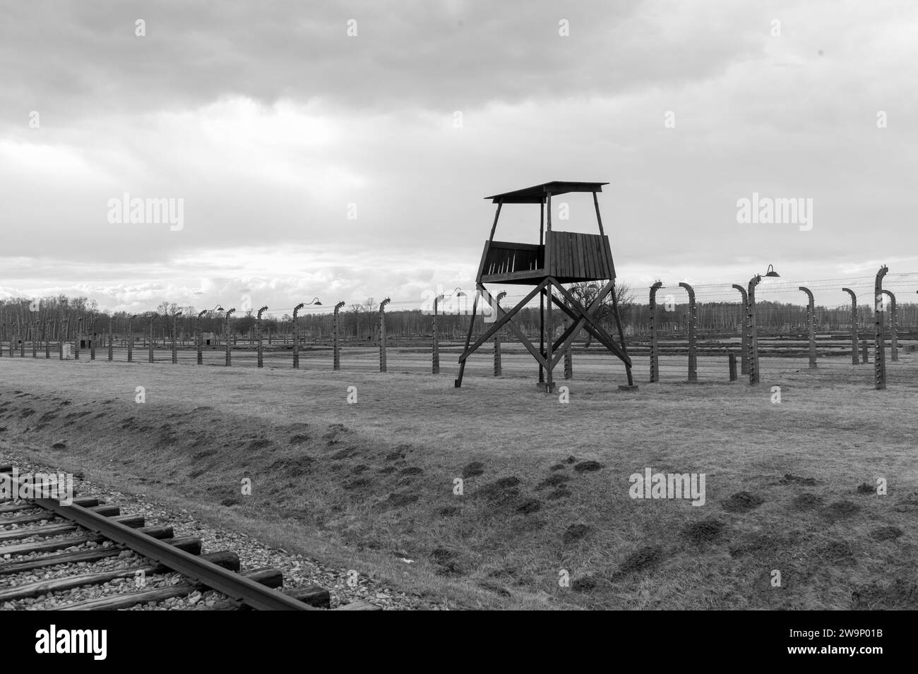 Guard turret at Auschwitz concentration camp Stock Photo - Alamy