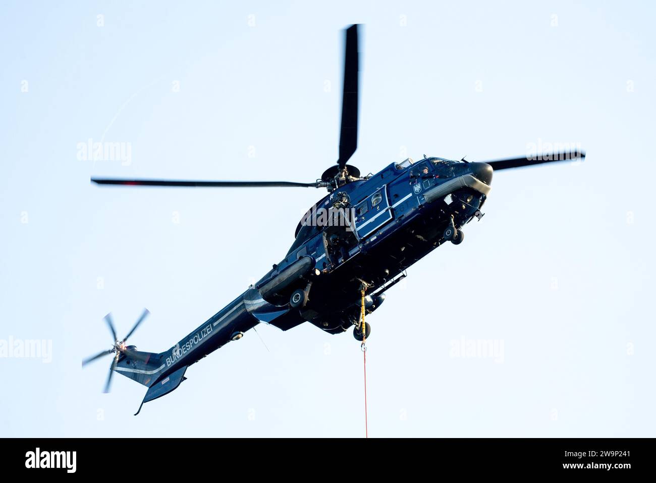 Sandkrug, Germany. 29th Dec, 2023. A Federal Police Super Puma ...