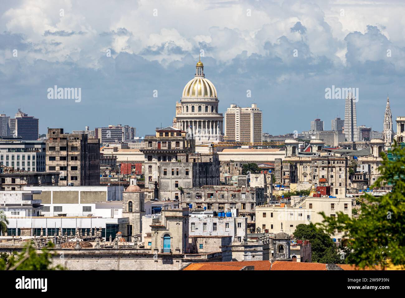 Cuba havana skyline hi-res stock photography and images - Alamy