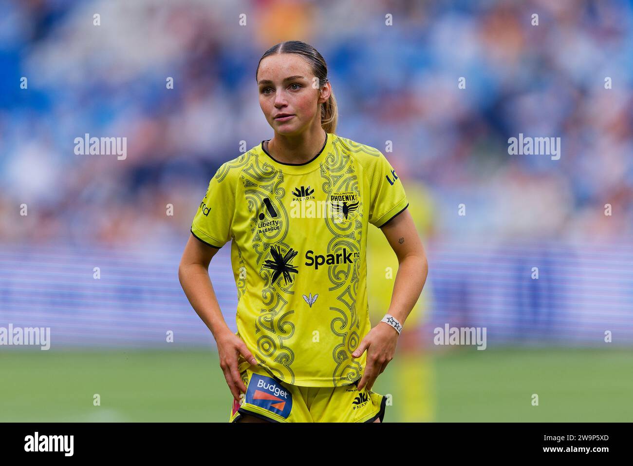Sydney, Australia. 29th Dec, 2023. Macey Fraser of Wellington Phoenix ...