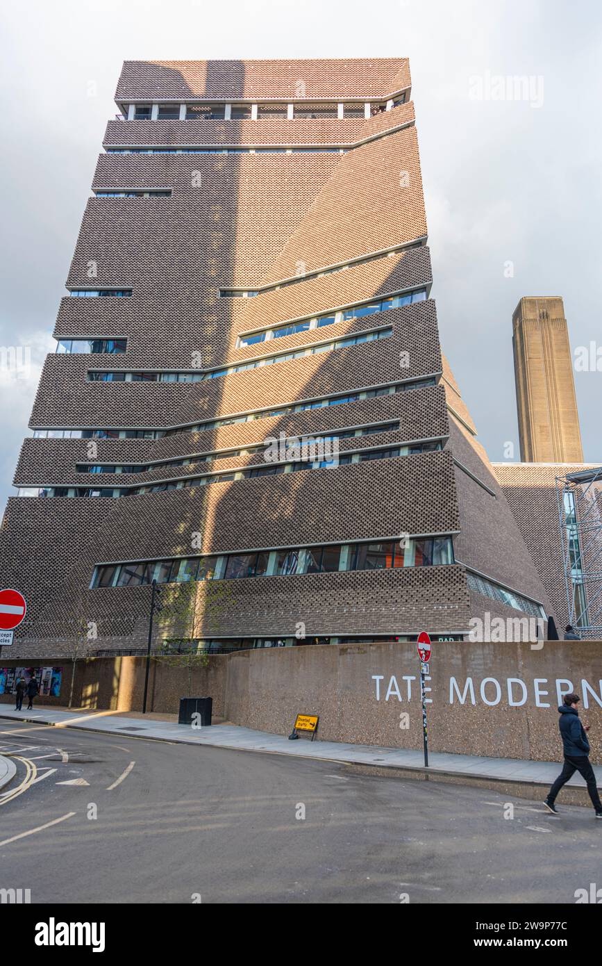 Tate Modern Turbine Hall by Herzog de Meuron architectural practice ...