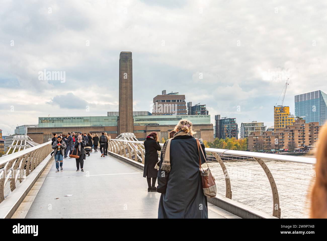 Tate Modern Turbine Hall by Herzog de Meuron architectural practice ...