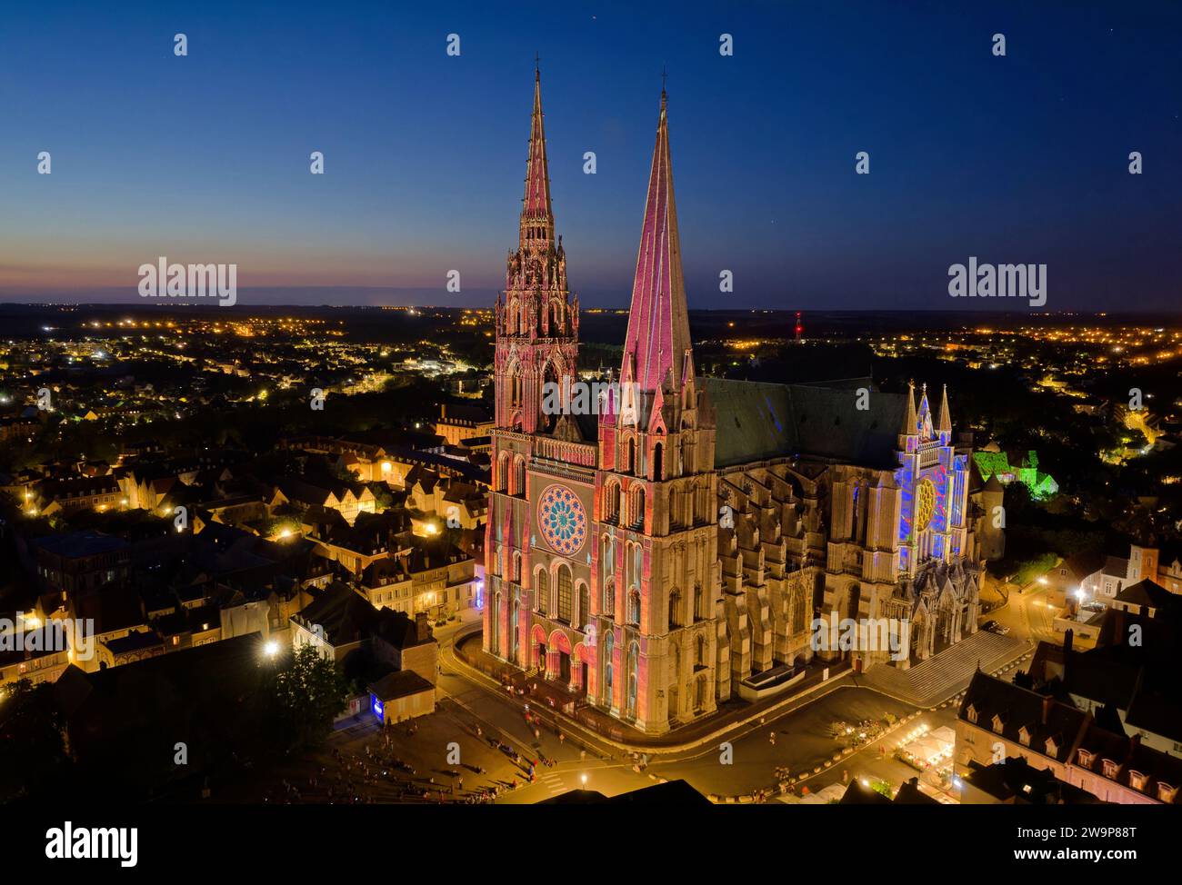 France, Eure-et-Loir (28), Chartres, Cathédrale Notre-Dame de Chartres ...
