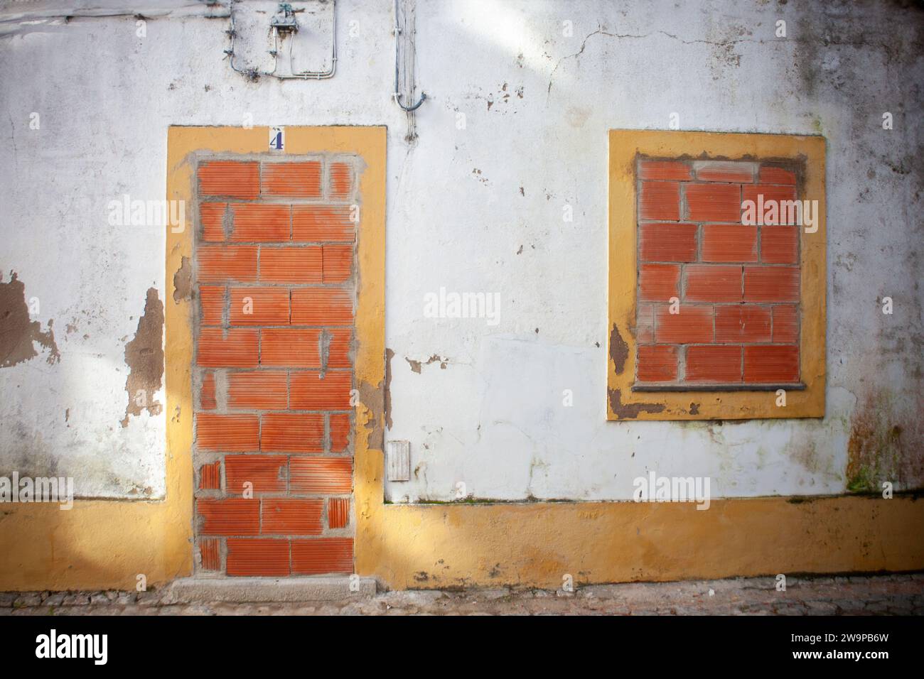 Charming historical house in Évora's center, recently closed off with ...