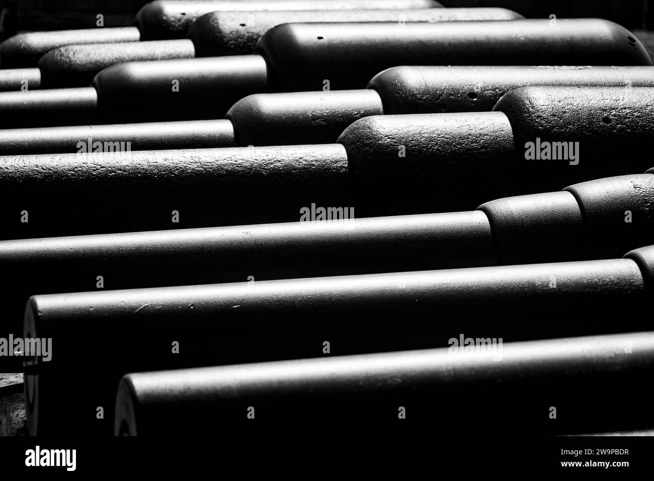 Old British artillery pieces on display in a historic fort at York ...