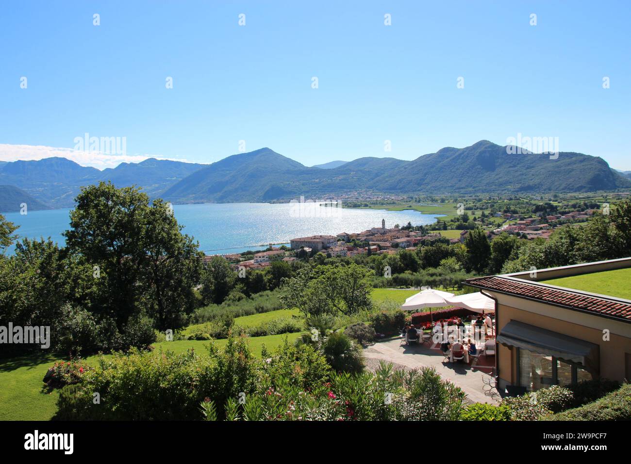 Lake Iseo vista in the sunshine Stock Photo - Alamy