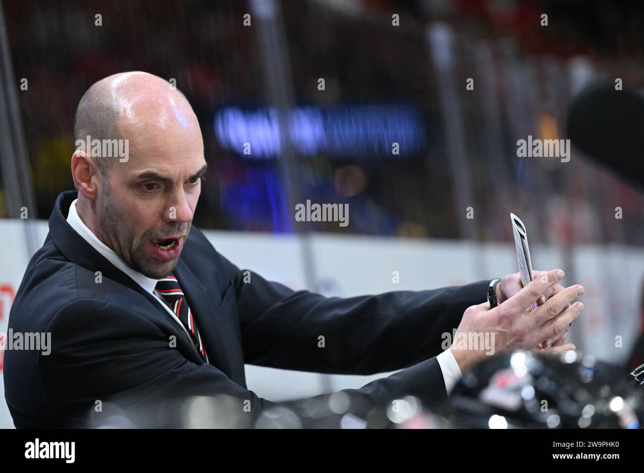 Alan letang hi-res stock photography and images - Alamy