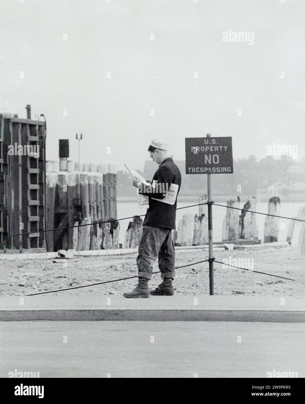 1950s newspaper hi-res stock photography and images - Alamy