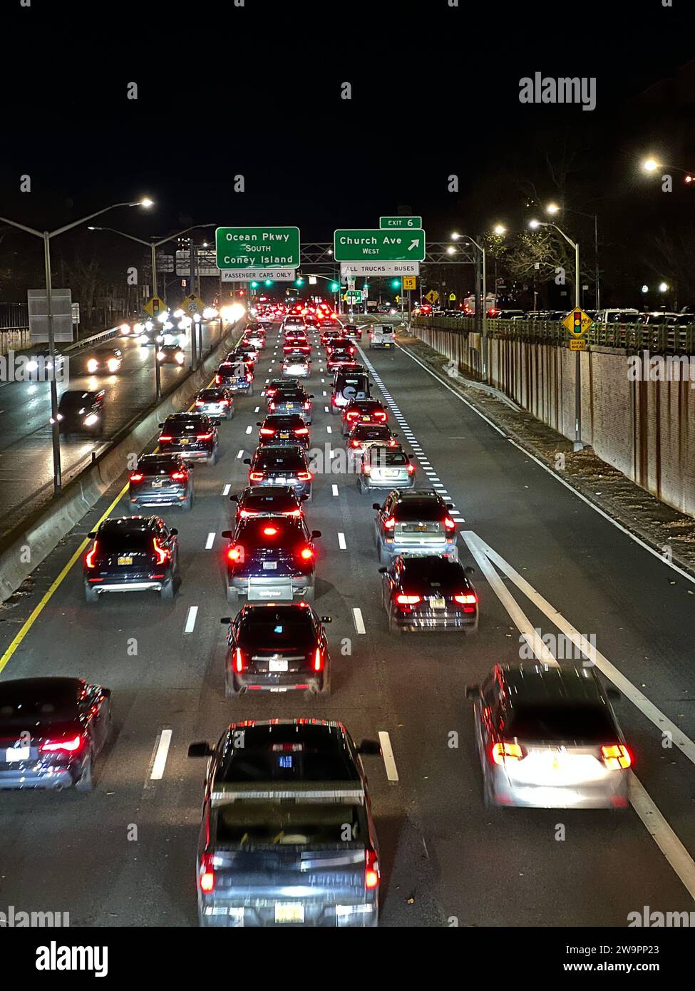 Daily evening traffic going south off the Prospect Park Expressway onto ...