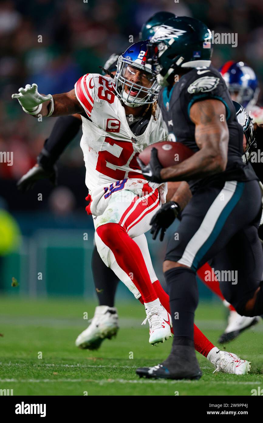 New York Giants safety Xavier McKinney (29) in action against ...