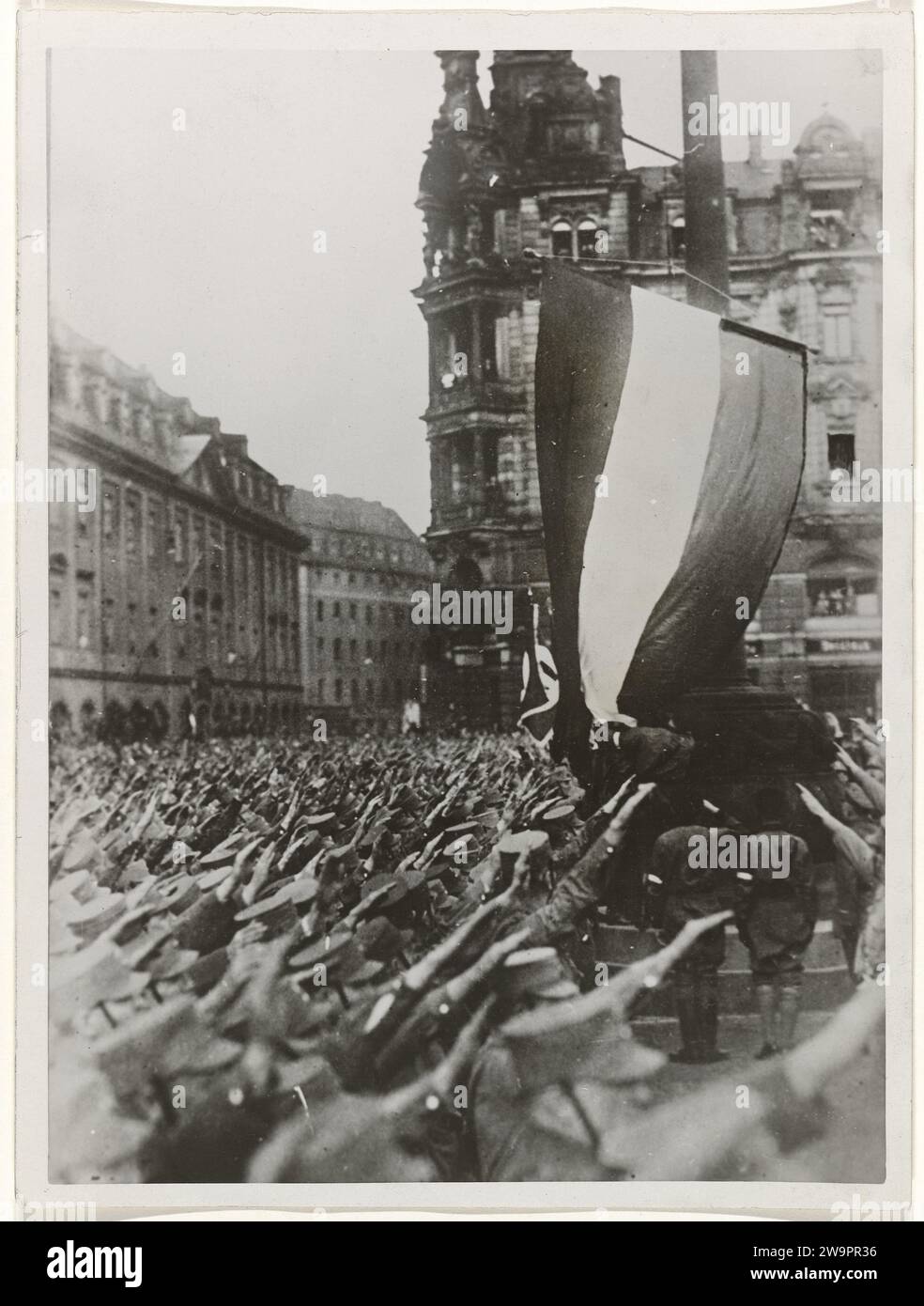 1933 1935 hi-res stock photography and images - Alamy