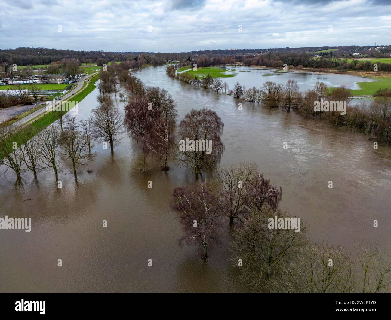 Continuous rainfall hi-res stock photography and images - Alamy