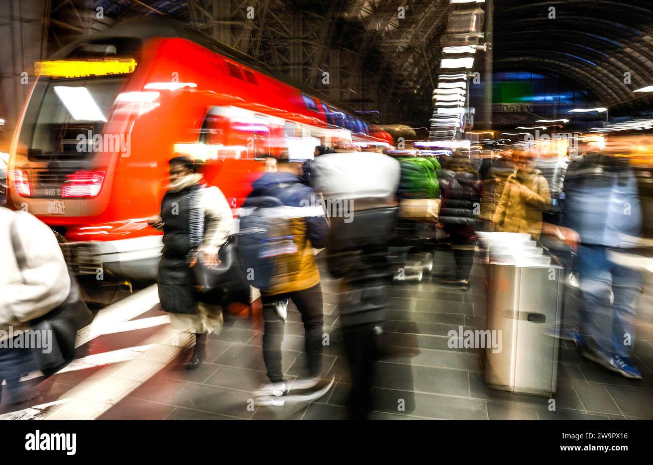Dense crowds at Frankfurt Central Station. Around half a million people pass through the station ...