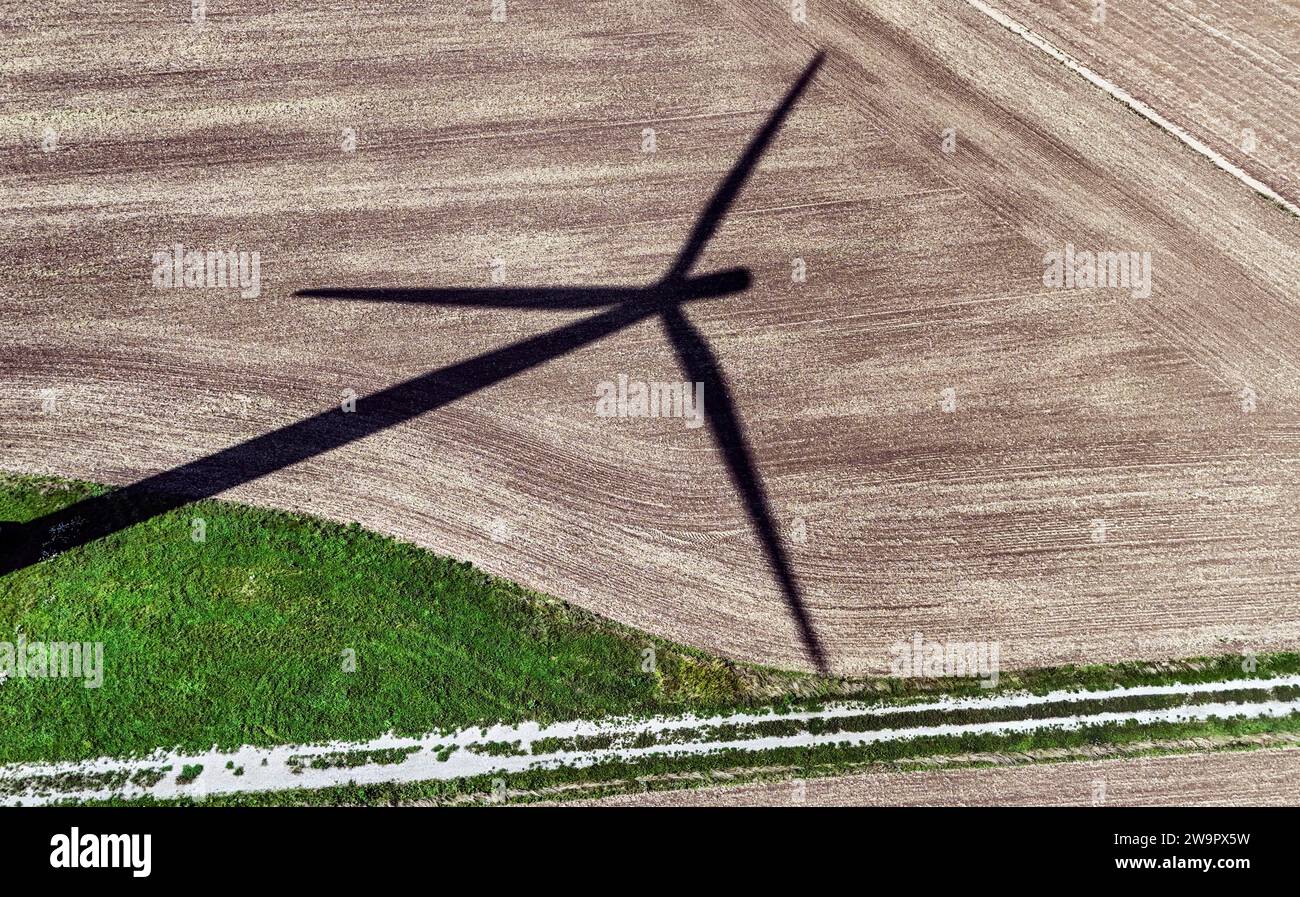 Shadow of a windmill in a wind farm, Nauen, 15 08 2023 Stock Photo - Alamy