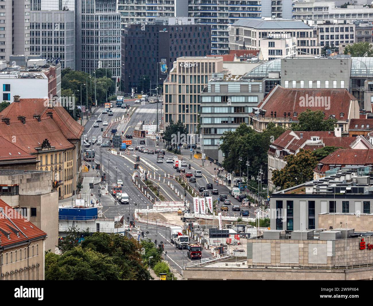 Leipziger Strasse, Spittelmarkt, Gertraudenstrasse and construction ...