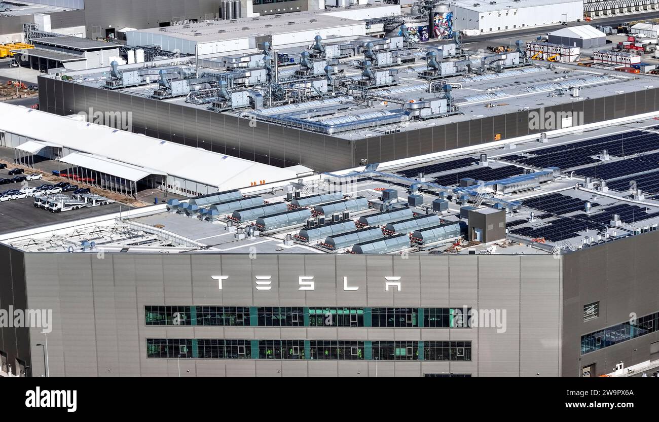Tesla Gigafactory, battery factory in the foreground, Gruenheide, 13 08 ...