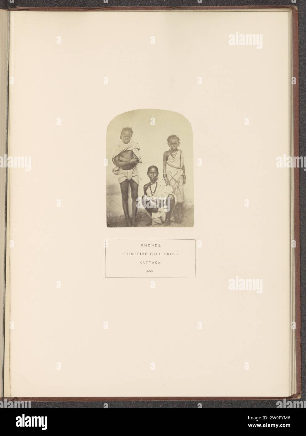 Portrait of three unknown people from Khond origin from Cuttack, c ...