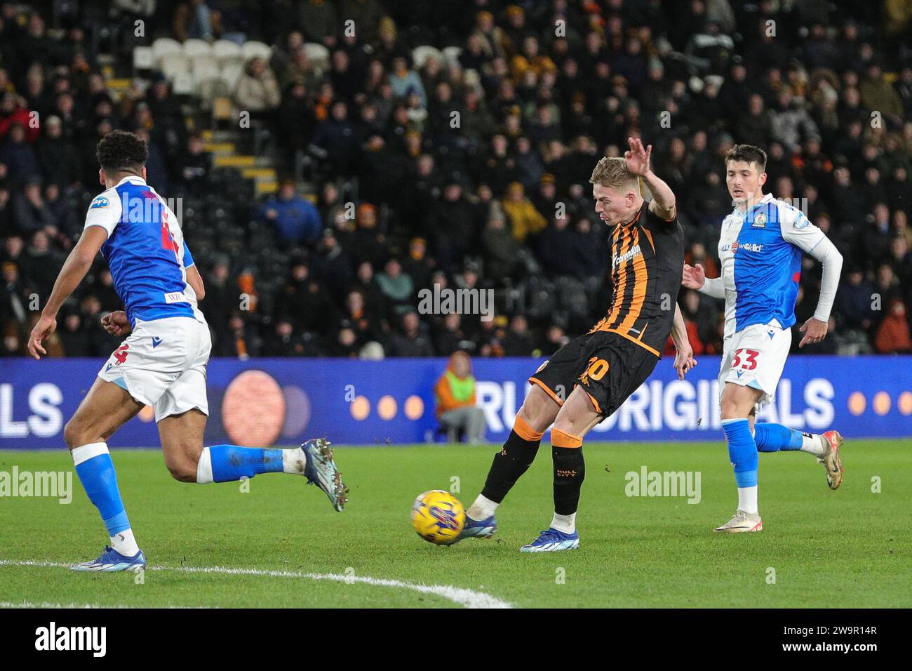 Liam Delap #20 of Hull City takes a shot but goes over the crossbar ...
