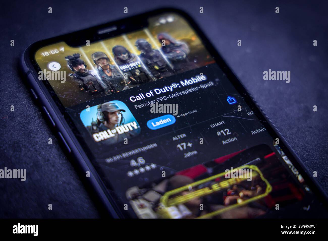 Call of duty mobile hi-res stock photography and images - Alamy