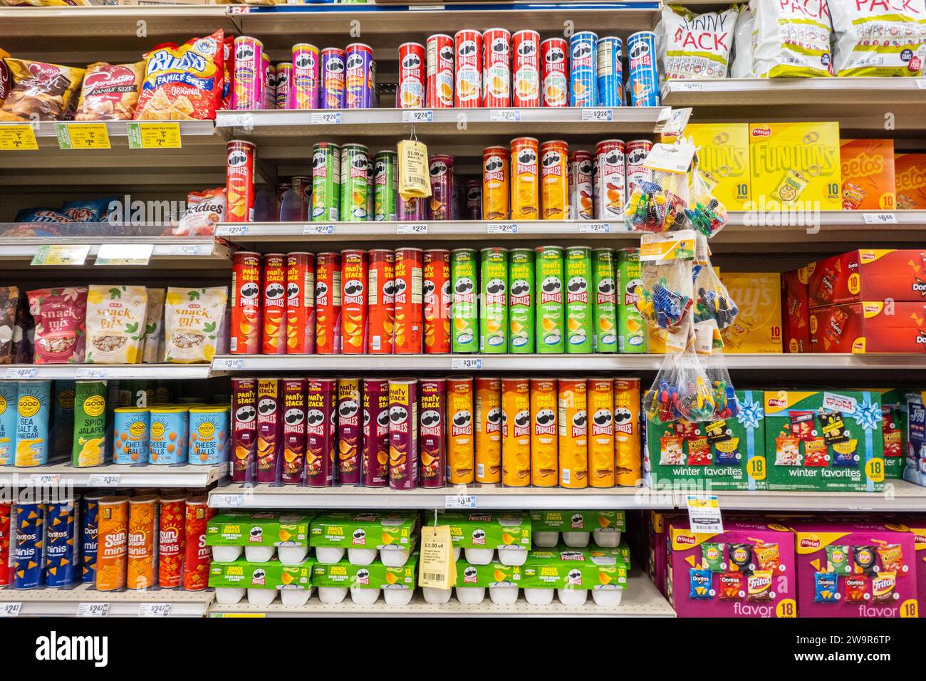 Potato chip display hi-res stock photography and images - Alamy