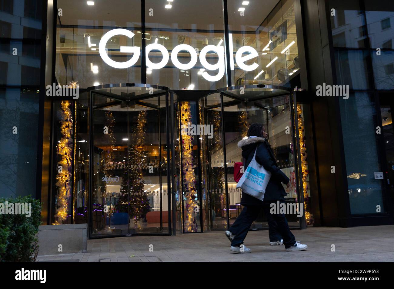 London, UK. 24th Dec 2023.The Google logo over the door of the Google ...