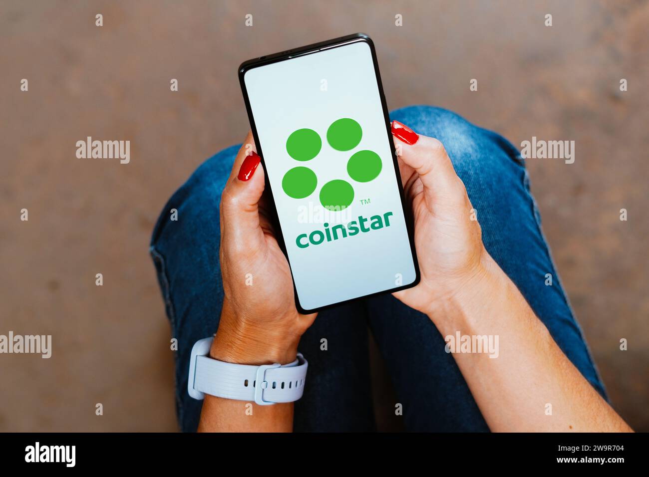 Coinstar logo hi-res stock photography and images - Alamy