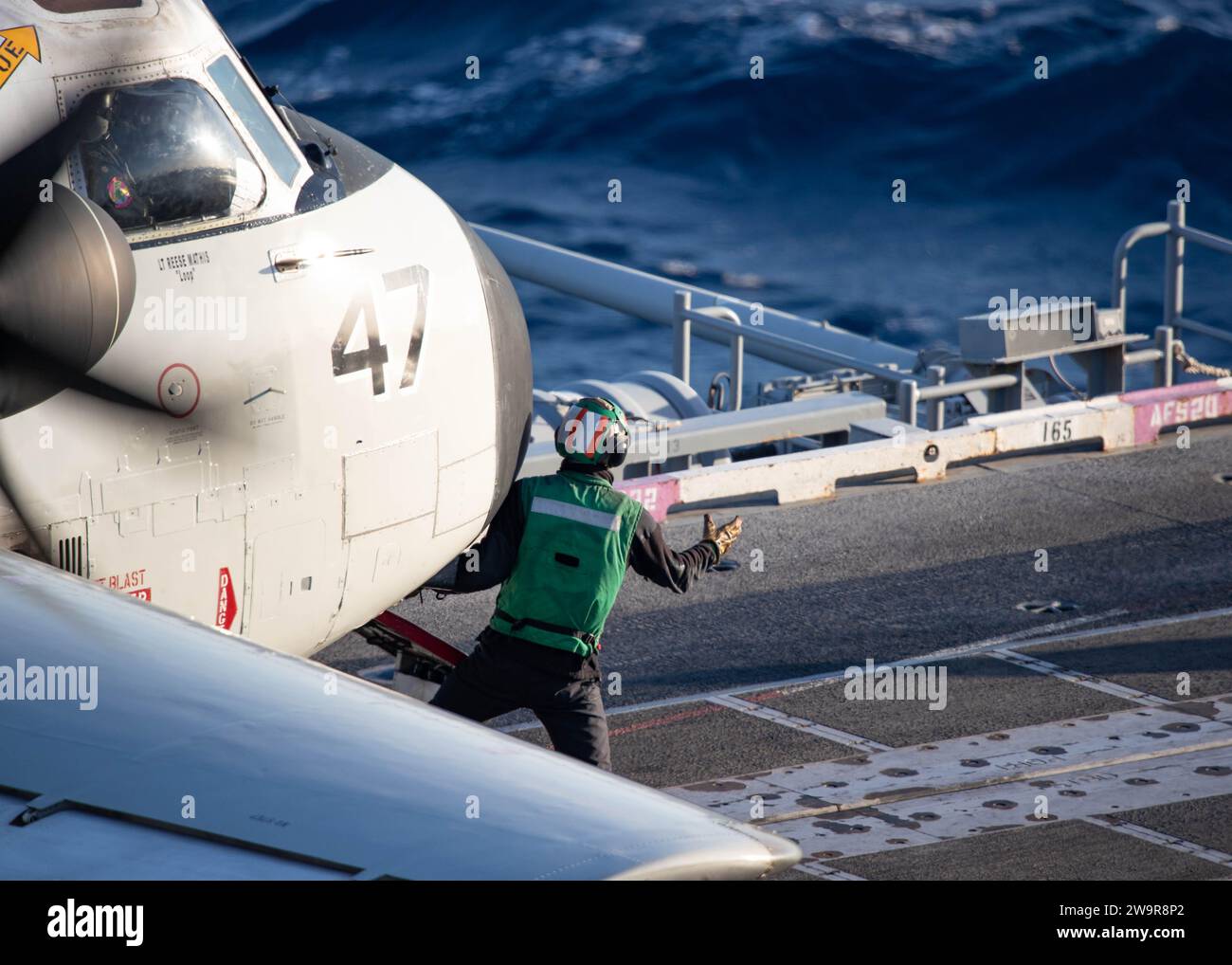 Fleet logistics support group hi-res stock photography and images - Alamy