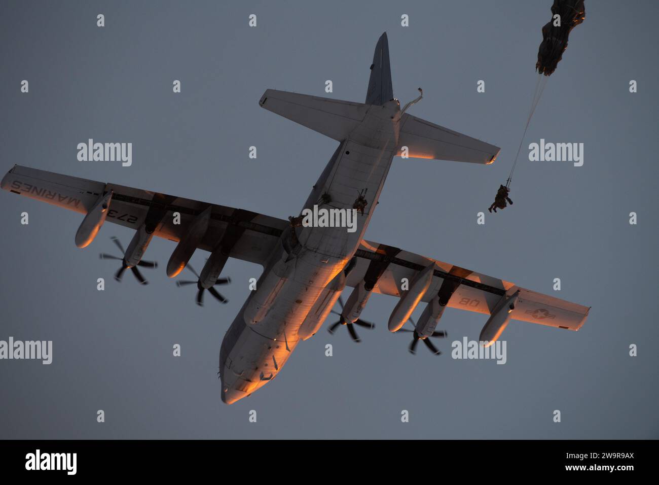 Paratroopers from the 2nd Infantry Brigade Combat Team (Airborne), 11th ...