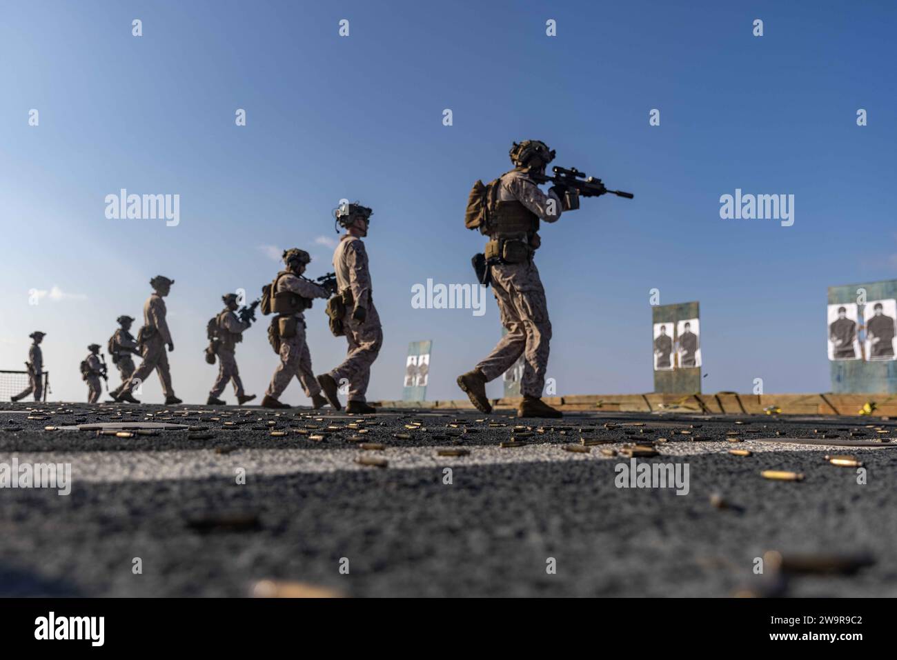 231215-M-GH793-1382 5th FLEET AREA OF OPERATIONS (Dec. 15, 2023) U.S ...