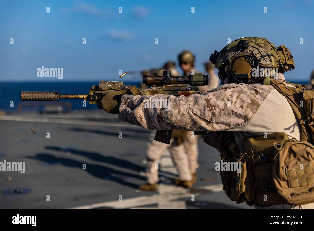 231215-M-GH793-1244 5th FLEET AREA OF OPERATIONS (Dec. 15, 2023) U.S ...