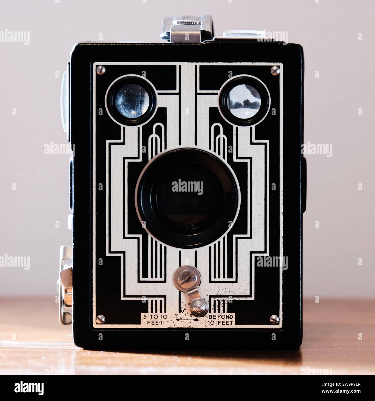 Vintage Kodak Brownie Six-20 Box Camera Art Deco Stock Photo - Alamy