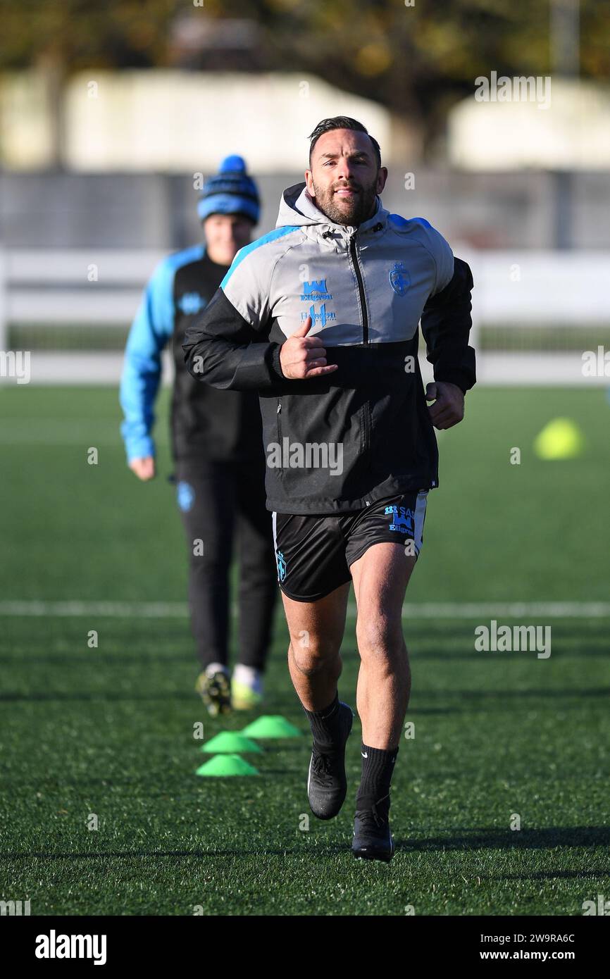 Wakefield, England - 17 November 2023 - Wakefield Trinity's Luke Gale ...