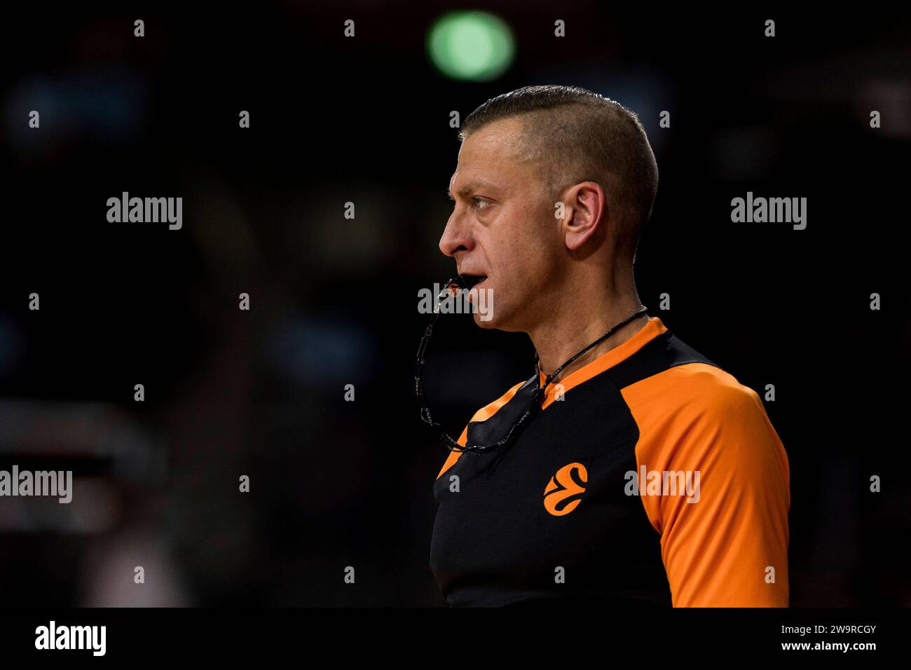 Denis Hadzic (Schiedsrichter) Turkish Airlines EuroLeague: FC Bayern M ...