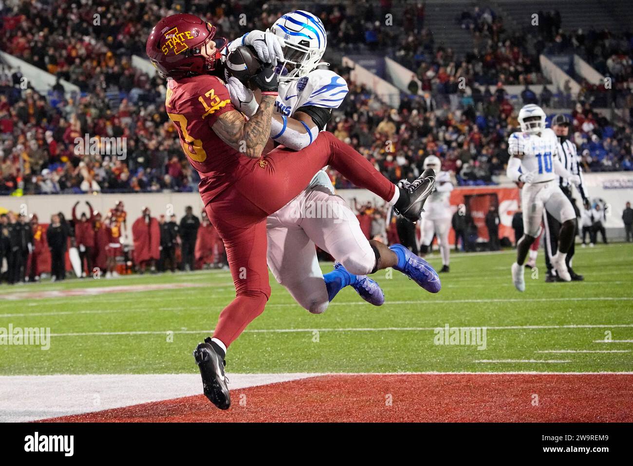 Iowa State wide receiver Jaylin Noel (13) makes a touchdown catch in ...