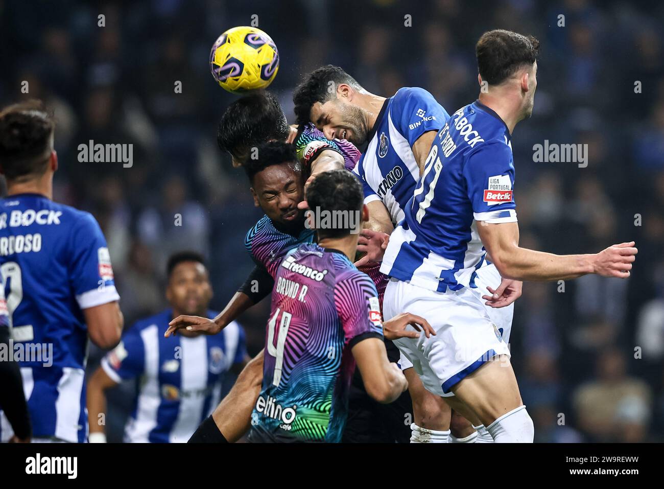 Dragon Stadium, Oporto, Portugal. 29 December, 2023. Pictured left to ...