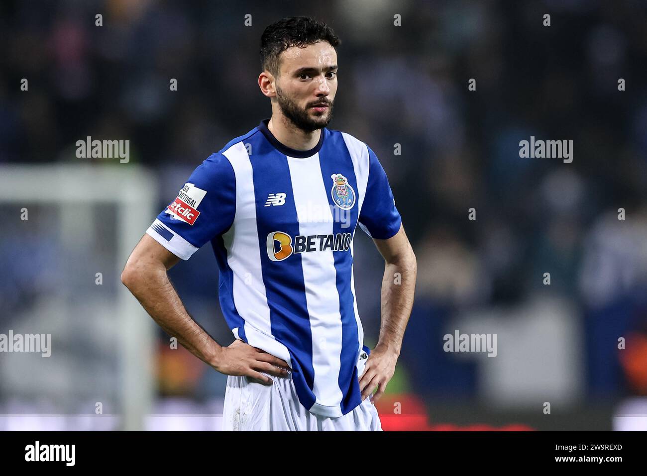Dragon Stadium, Oporto, Portugal. 29 December, 2023. Pictured left to ...