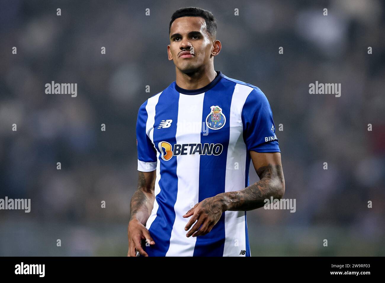 Yellow dragon stadium hi-res stock photography and images - Alamy