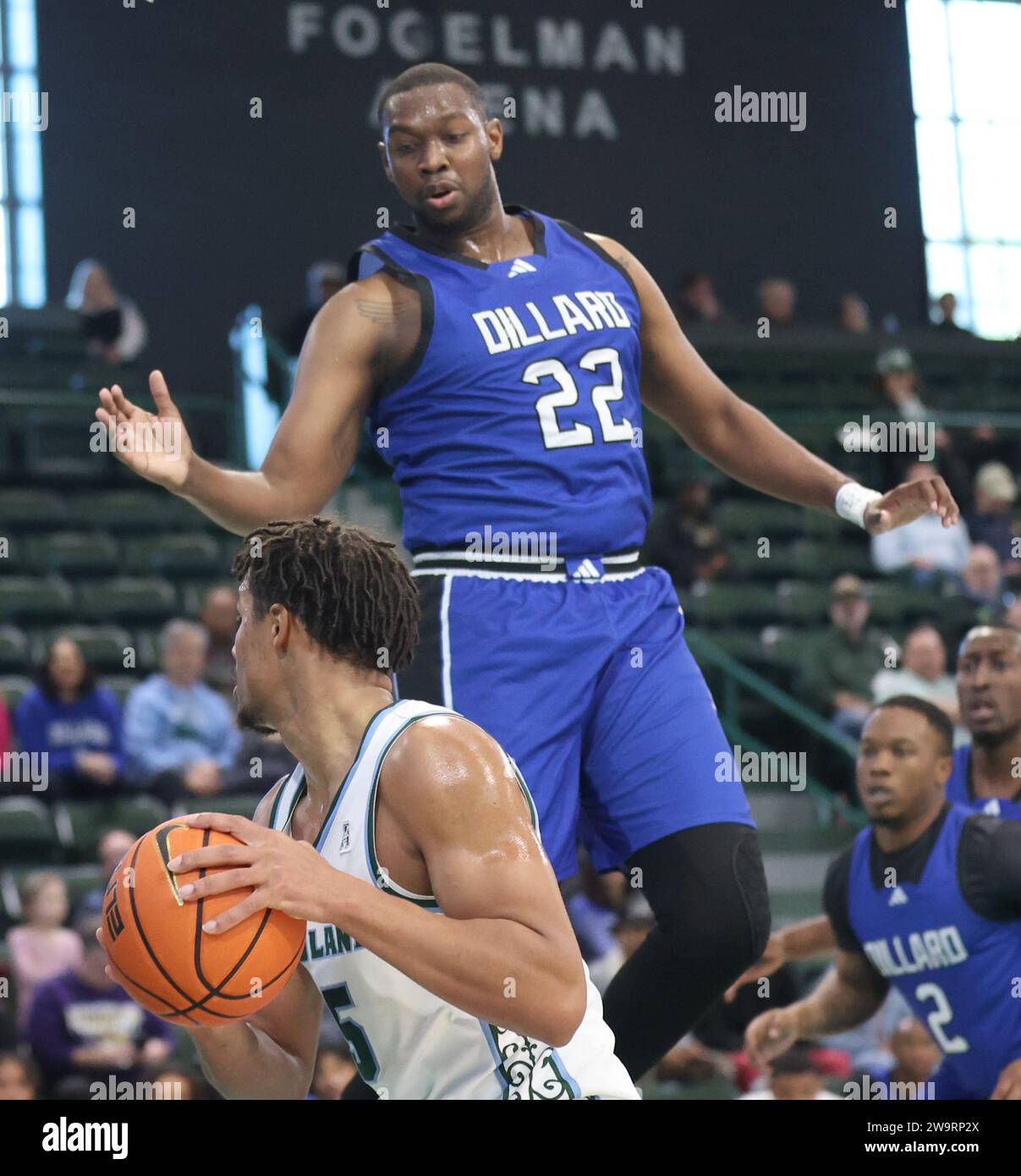 New Orleans, USA. 29th Dec, 2023. Tulane Green Wave forward Collin ...