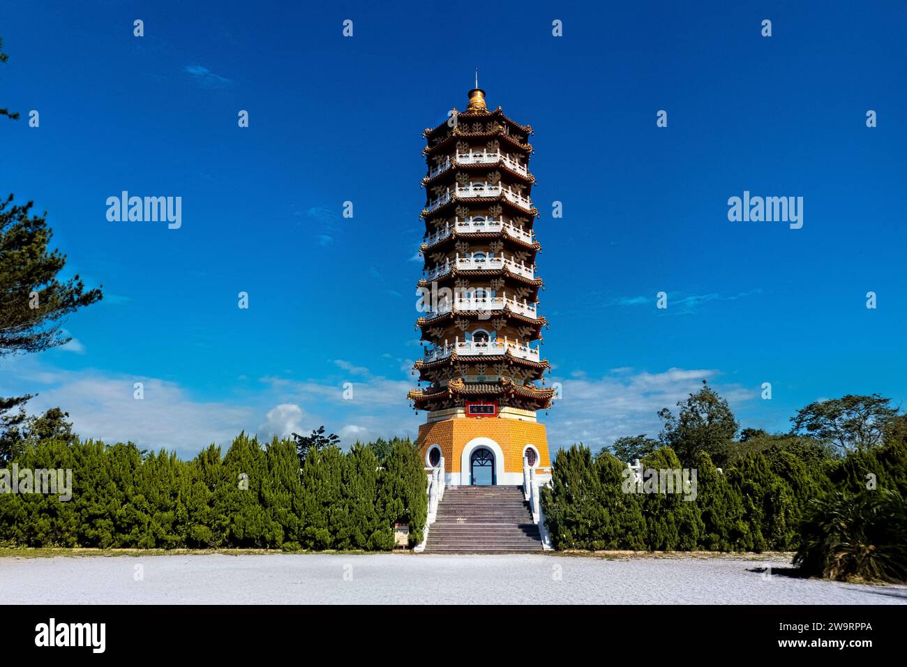 Sun moon lake pagoda hi-res stock photography and images - Alamy