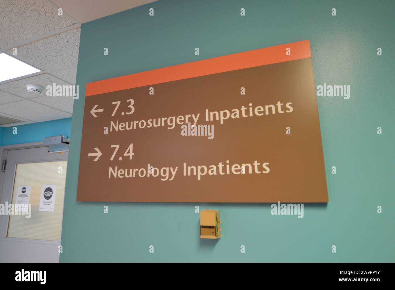 Qeii health sciences center hi-res stock photography and images - Alamy