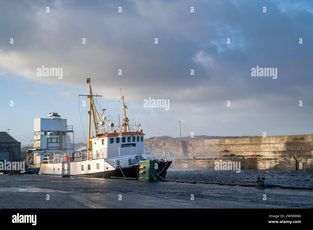 Fishing boat in a windy Macduff harbour, Aberdeenshire, Scotland Stock ...