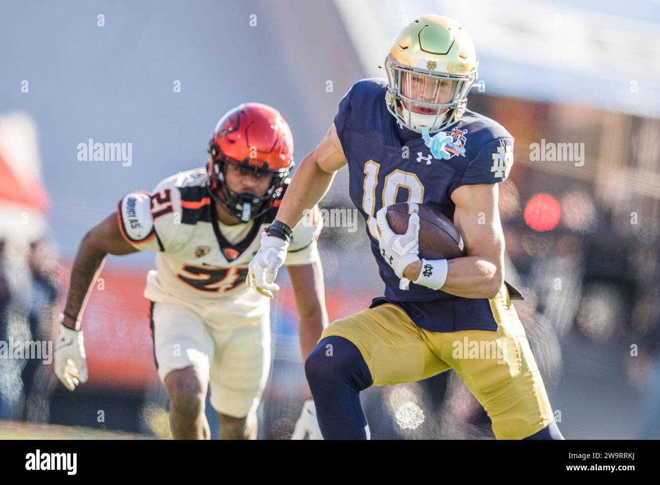 Jaden sun hi-res stock photography and images - Alamy