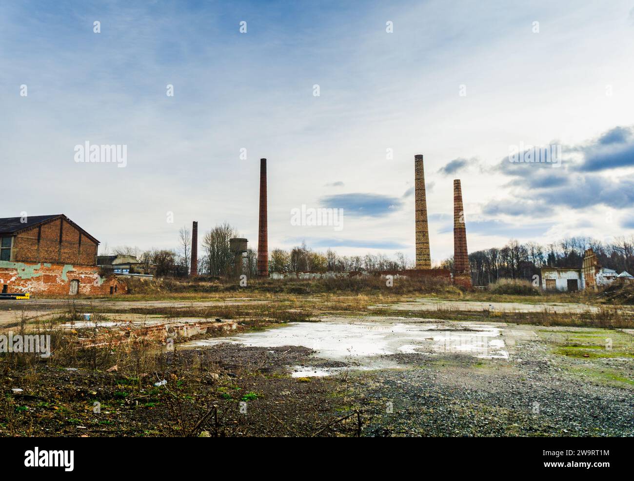Desolate place hi-res stock photography and images - Alamy