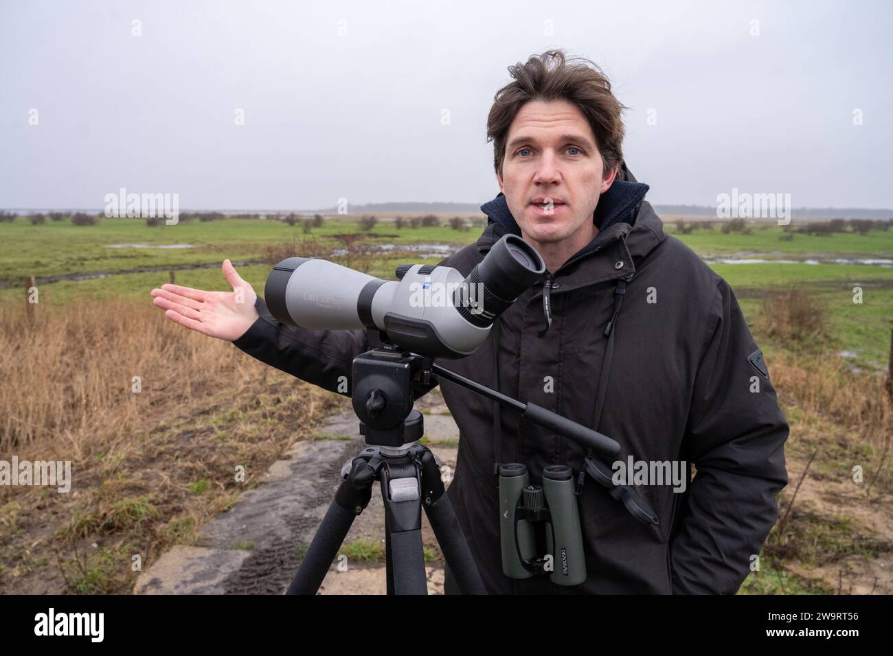 Lubmin, Germany. 15th Dec, 2023. Florian Hoffmann, a biologist from the environmental ...