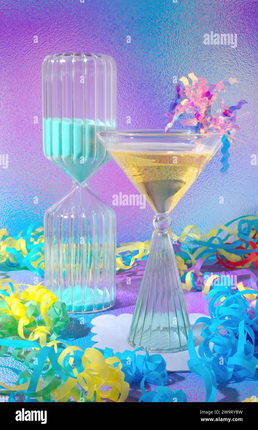 New Years Eve Countdown to midnight, Sand Timer Countdown, Confetti and ...